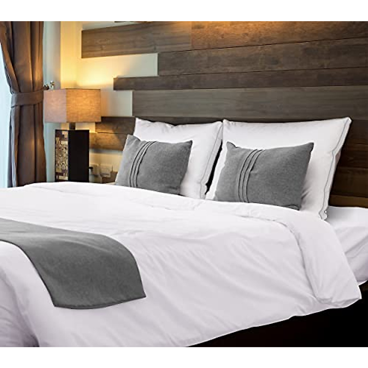 Utopia Bedding Bed Pillows for Sleeping Queen Size (White), Set of 2, Cooling Hotel Quality, Gusseted Pillow for Back, Stomach or Side Sleepers