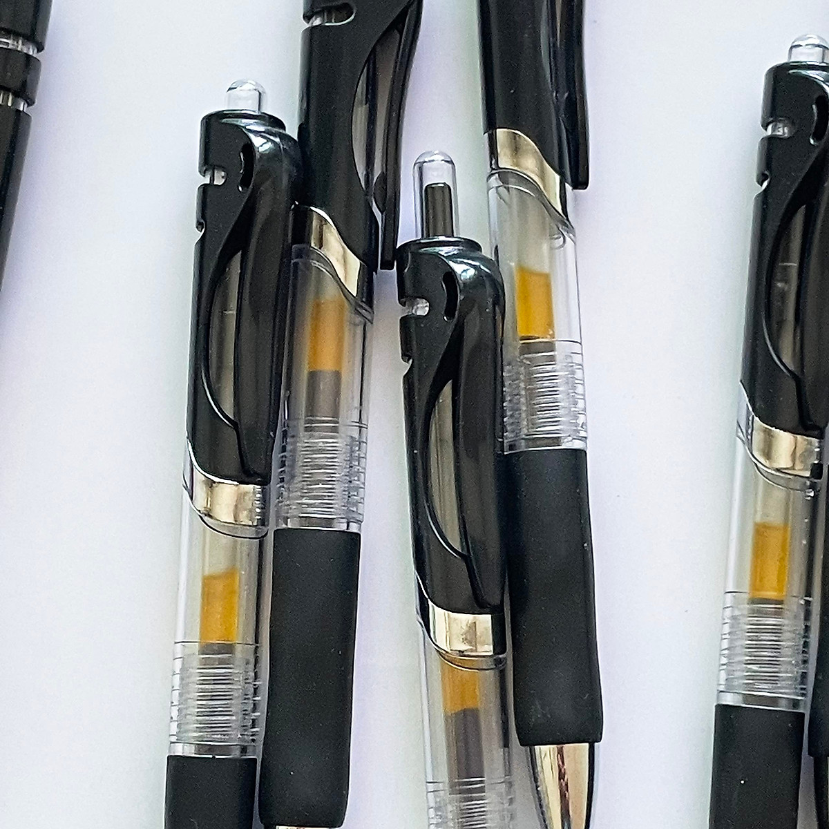 sencoo 9 pack Gel Pens Retractable Erasable Black Ink Rollerball Pens Fine Point Ballpoint Writing Pen for Office - 0.5mm Tips with Comfort Grip