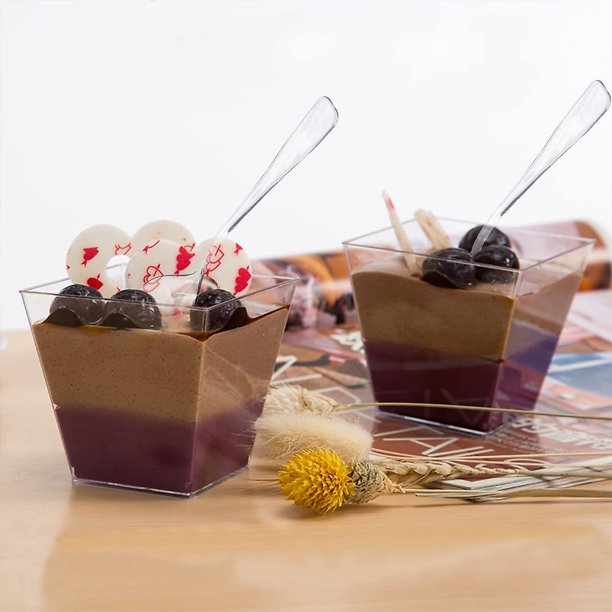 Lainrrew Dessert Cups, 50 Pack 7oz Clear Plastic Dessert Cups with Lids and Spoons Mini Square Tumbler Serving Cups Appetizer Parfait Cups for Party Tasting Mousse Pudding Yogurt