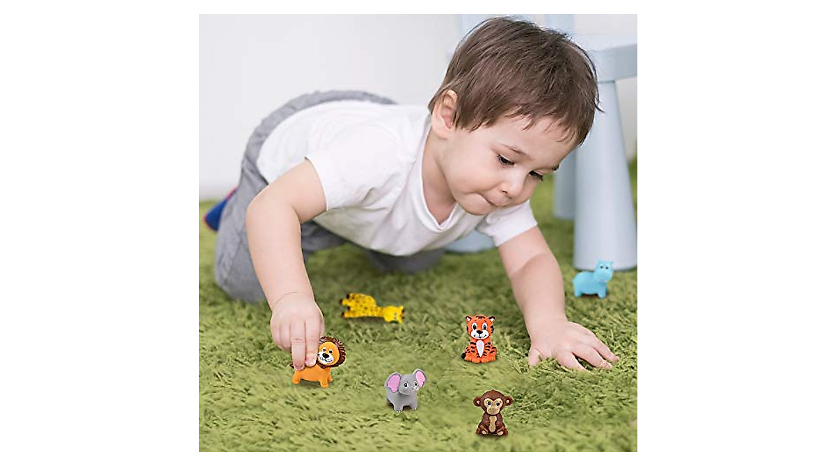 ArtCreativity Vinyl Zoo Animals - 12 Squeezable Safari Toys for Kids