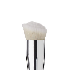 e.l.f. Precision Foundation Swirl Brush, Soft, Synthetic, Dense, Versatile, Blends, Corrects, Conceals, Smooths, Easy To Clean (85323)