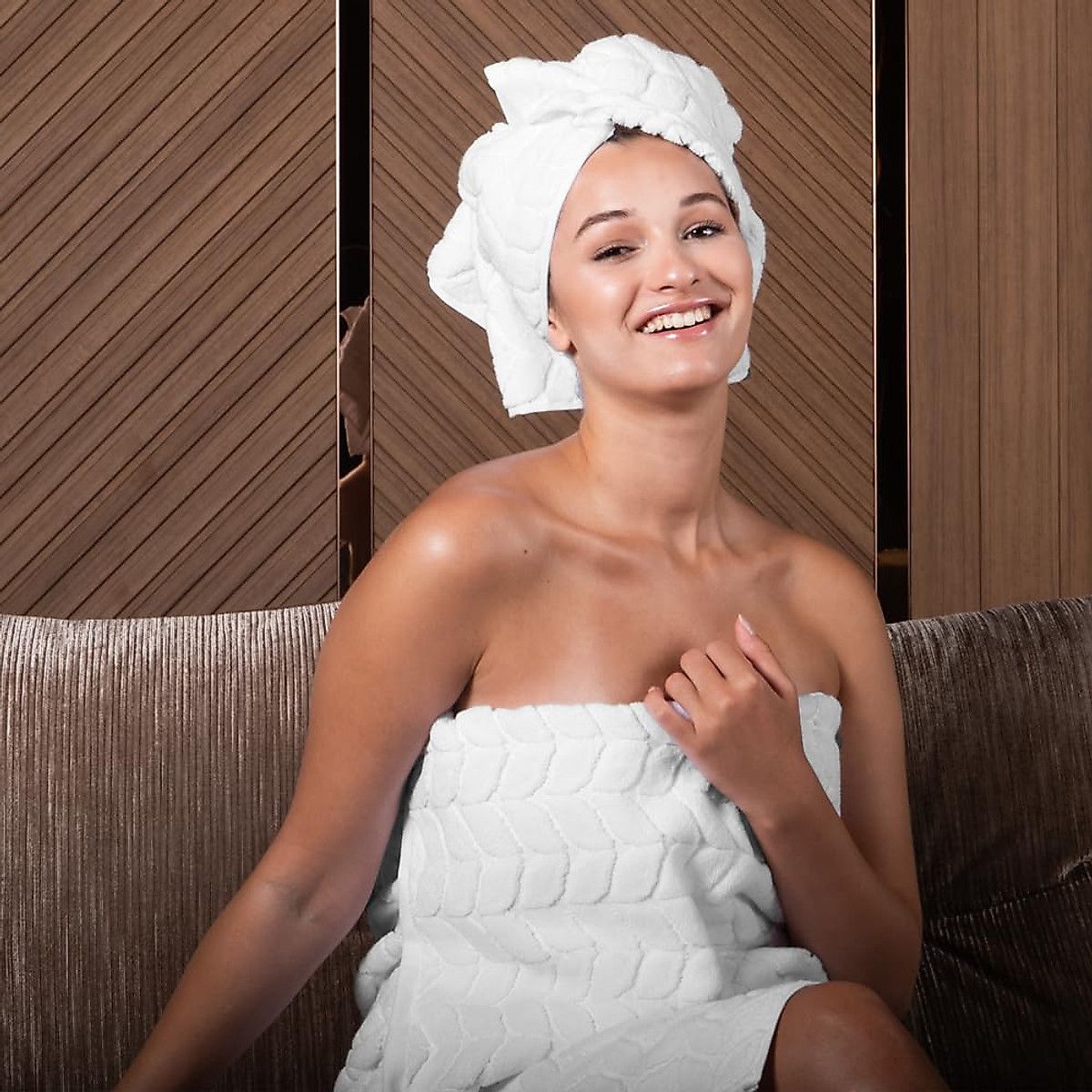 BAGNO MILANO Turkish Bath Towels, Soft Plush Jacquard Luxury Bath Towels, Quick Dry Towel Set (White, 6 pcs Towel Set)