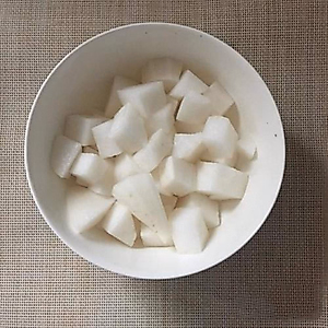 GLORIOUS INHERITING/BAIGUZHENZHEN Asian Origin Dehydrated Radish Granule with Net Bag of 70.55oz