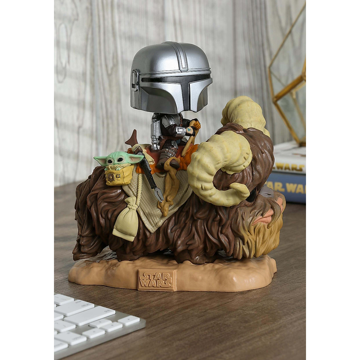 Funko POP Pop! Deluxe: Mandalorian - Mandalorian on Bantha with Child, Multicolor, Standard