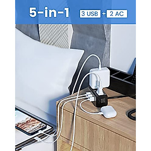 Power Strip with USB, Superdanny Mini Portable Desktop Charging Station with 2 Widely Outlets 3 USB Ports, 4ft Flat Plug Extension Cord, Travel Essentials, Cruise Compliant, for Home Office, Black