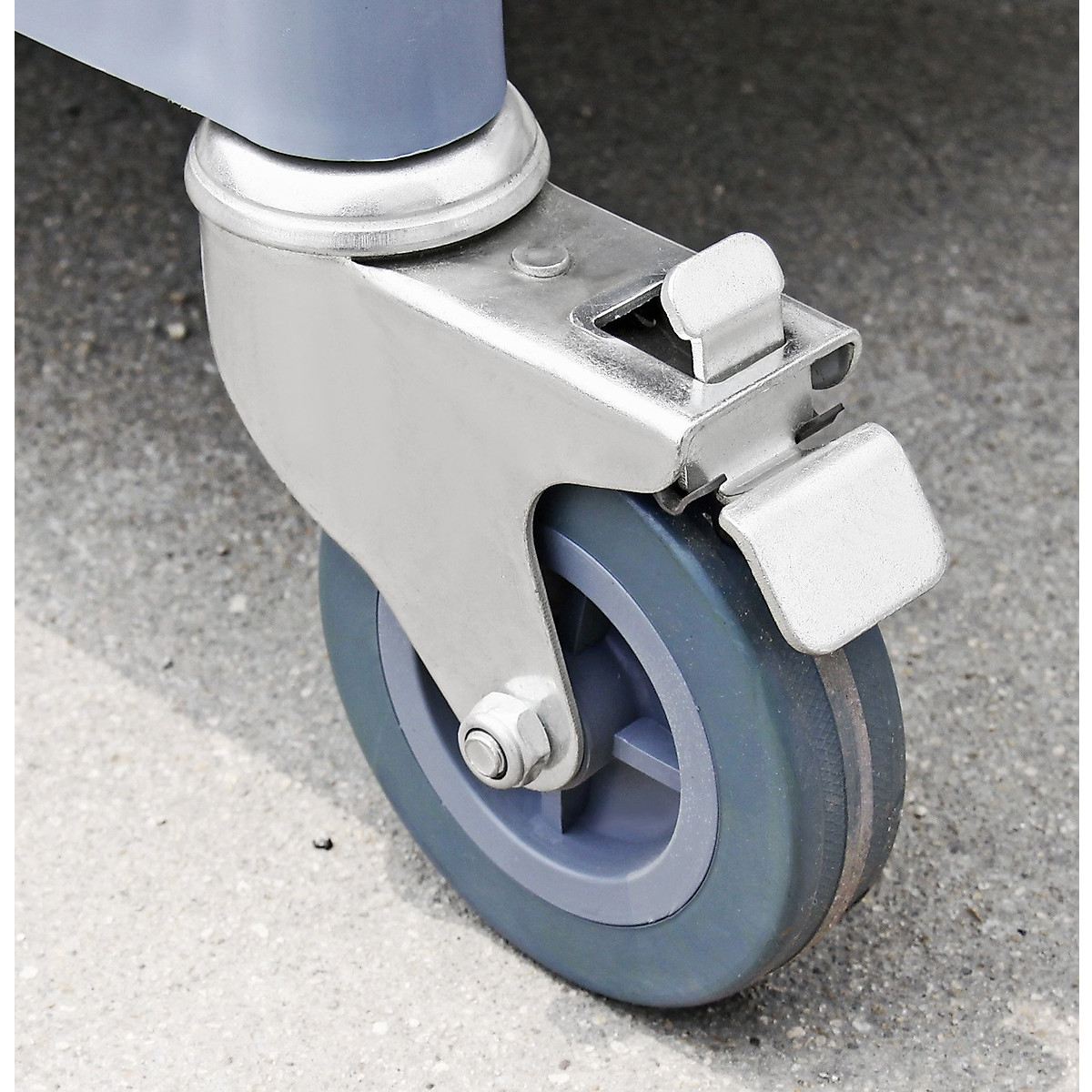 New Star Foodservice 54569 350-Pound Plastic 3-Tier Utility Bus Cart with Locking Casters, 42.5 "x19.5" x 38.5", Gray