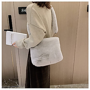 Plush Underarm Bag Ladies Faux Fur Fluffy Crossbody Shoulder Bag Women Soft Furry Tote Handbag for Autumn and Winter