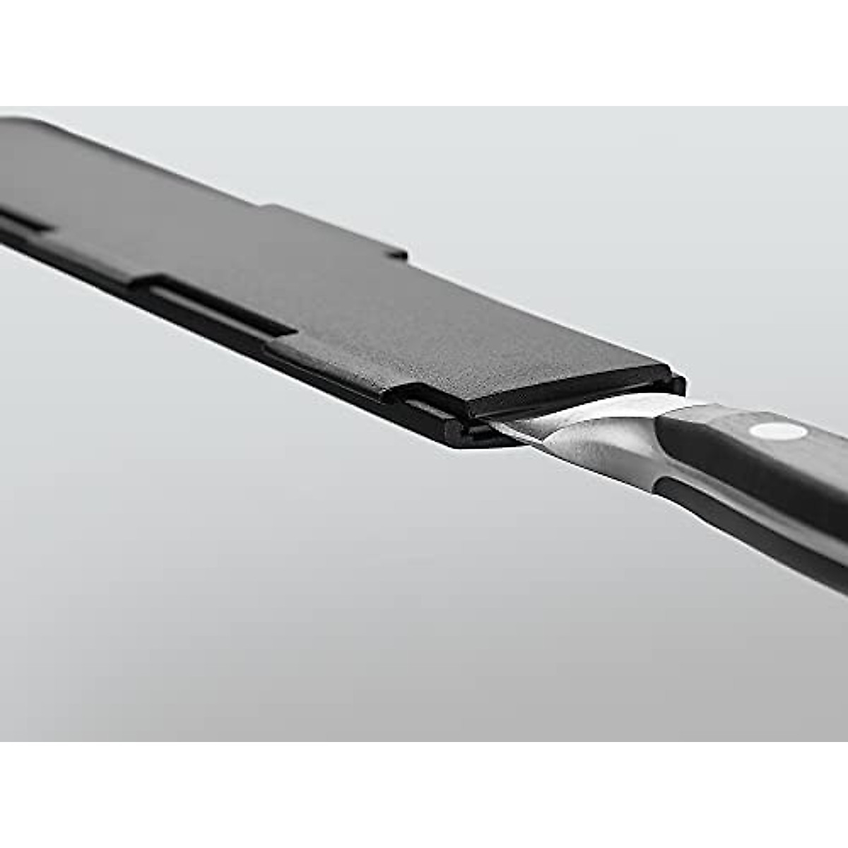 Wusthof Magnetic Blade Guard, 16 x 2.5 cm Size,Black