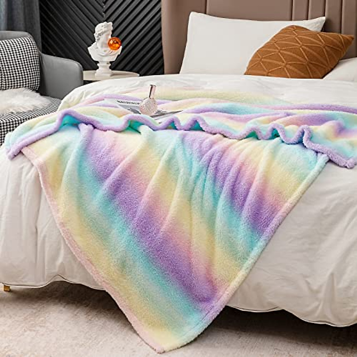 DaysU Sherpa Fleece Blanket, Throw Blanket for Couch, Sofa, Bed, Lightweight Soft Cozy Warm Fuzzy Blankets for Camping, Picnic, Travel, Rainbow Print, 50” x 60”