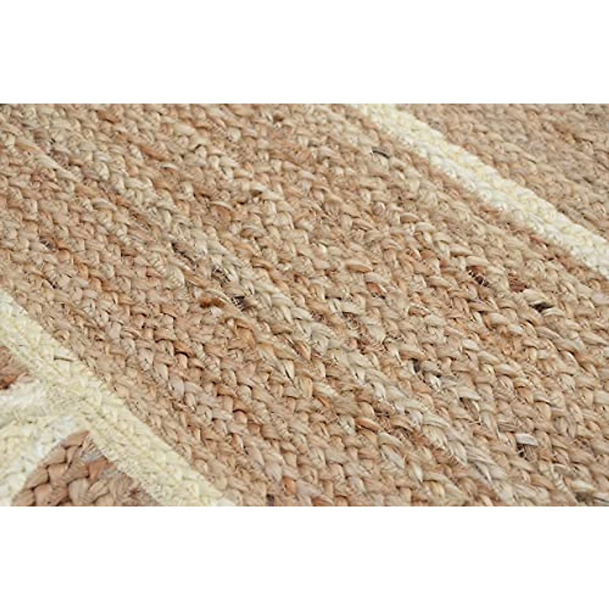 Weaving Village Scalloped Natural Jute Area Rug, Natural Base Off White Trim, 2x3