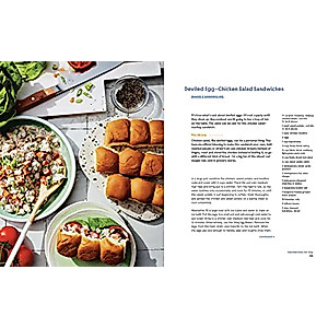 Shaq's Family Style: Championship Recipes for Feeding Family and Friends [A Cookbook]