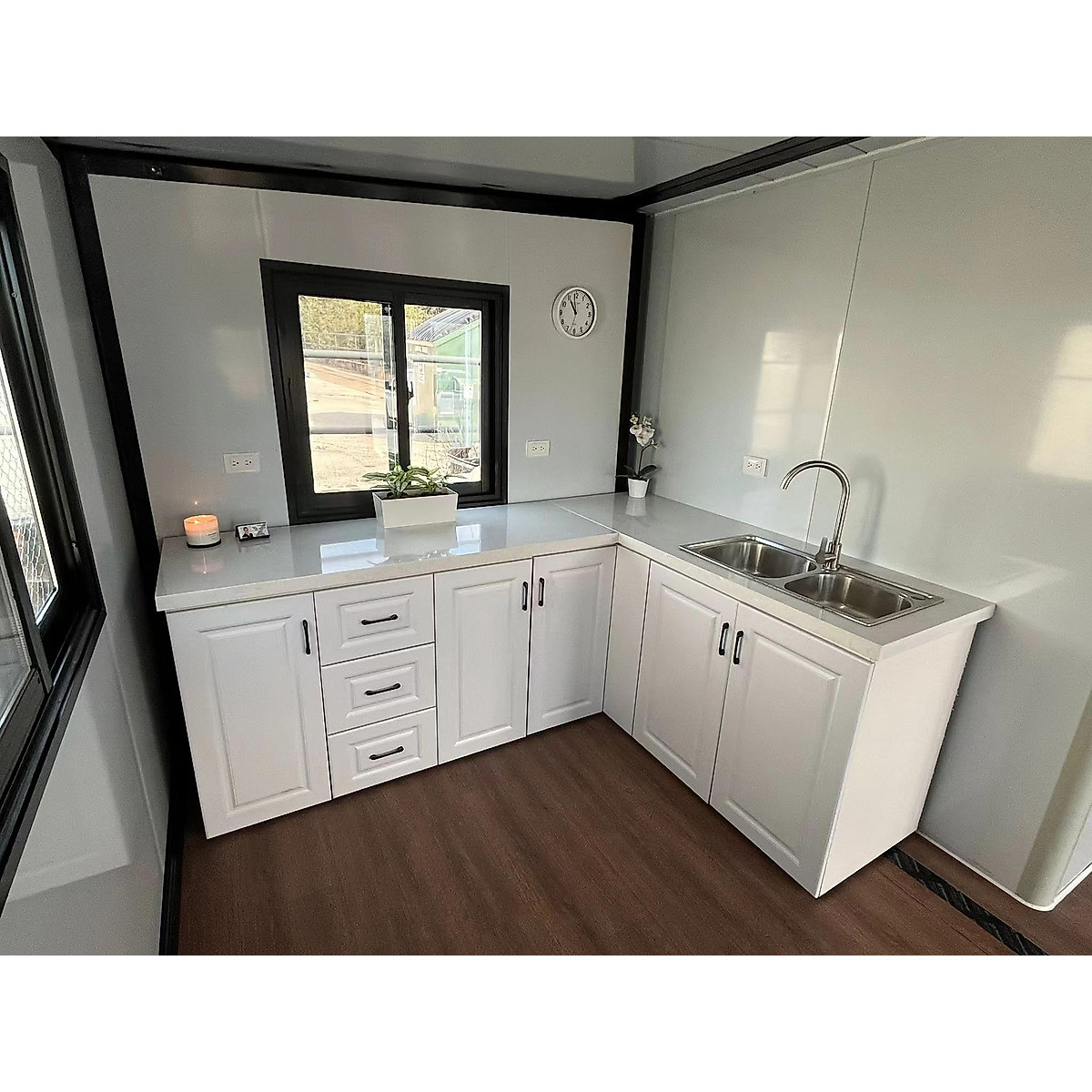 Container House, Luxury Villa House with Bathroom Kitchen Living Room Innovative, Eco-Friendly, and Versatile Portable Prefabricated Home Solutions for Modern Lifestyle