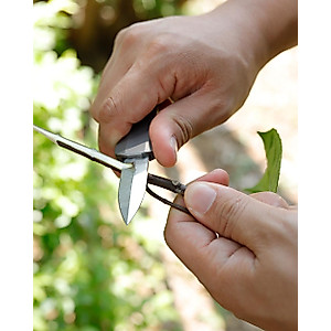 Tenchilon T33 Compact Retractable EDC Utility Box Cutter Pocket Knife, 1.9 inches D2 Spear Point Blades, 3.3 inches TC4 Titanium Handles