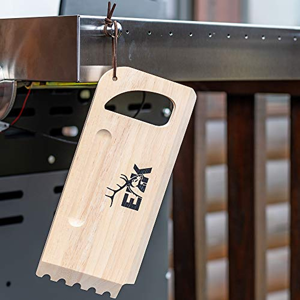ELK BBQ Grill Wooden Scraper - Compatible with Charcoal and Gas Barbecue Grill Grates - Safe, Natural and Bristle-Free Cleaning
