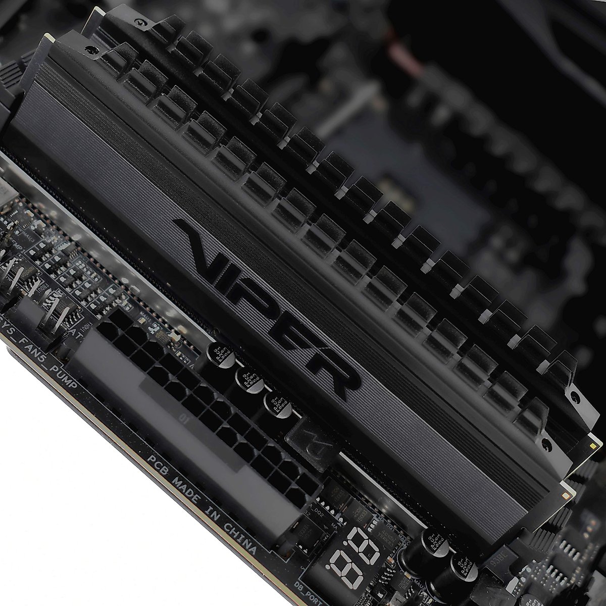 Patriot Viper 4 Blackout DDR4 RAM 64GB (2X32GB) 3200MHz CL16 1.35v UDIMM Desktop Gaming Memory Kit Compatible with XMP - PVB464G320C6K