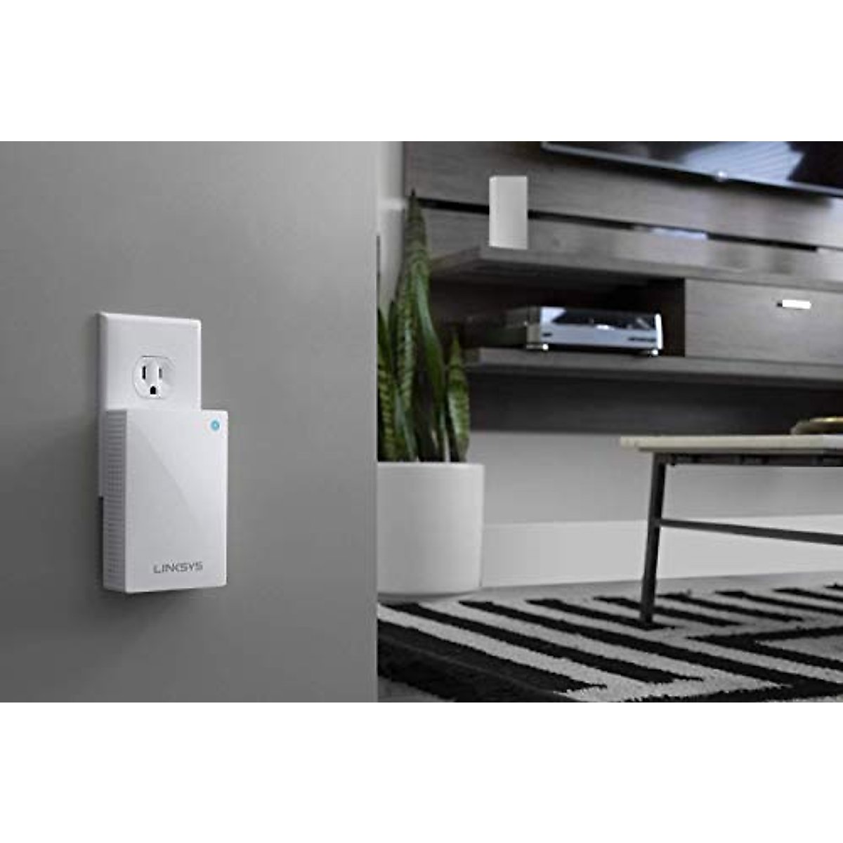 Linksys WHW0101P Velop Mesh WiFi Extender: Wall Plug-in, Wireless Range and Speed Booster for Velop Mesh Wi-Fi System, Single Outlet (White)