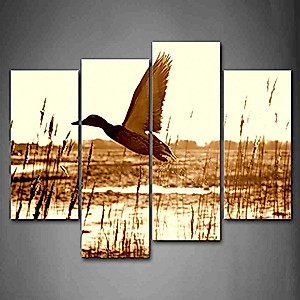 Brown Duck Fly Upon River Wall Art Painting Pictures Print On Canvas Animal The Picture for Home Modern Decoration