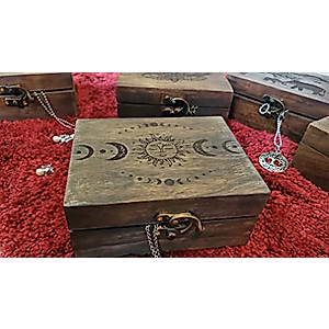 Engraved Wooden Tarot Box for Cards Crystal Holder | Sun and Moon Fortune Telling Astrology Trinket Keepsake Box. Fengshui Luck Talisman Decorative Gift Case/Holder