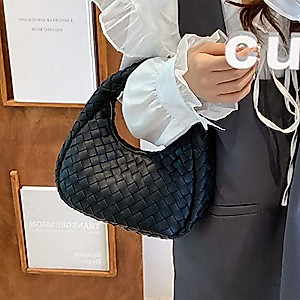 Handmade Woven Hobo Handbag Vegan Leather Trendy Designer Women Shoulder Bag Horns Purse Hand Clutch Bag Light Weight (Black)