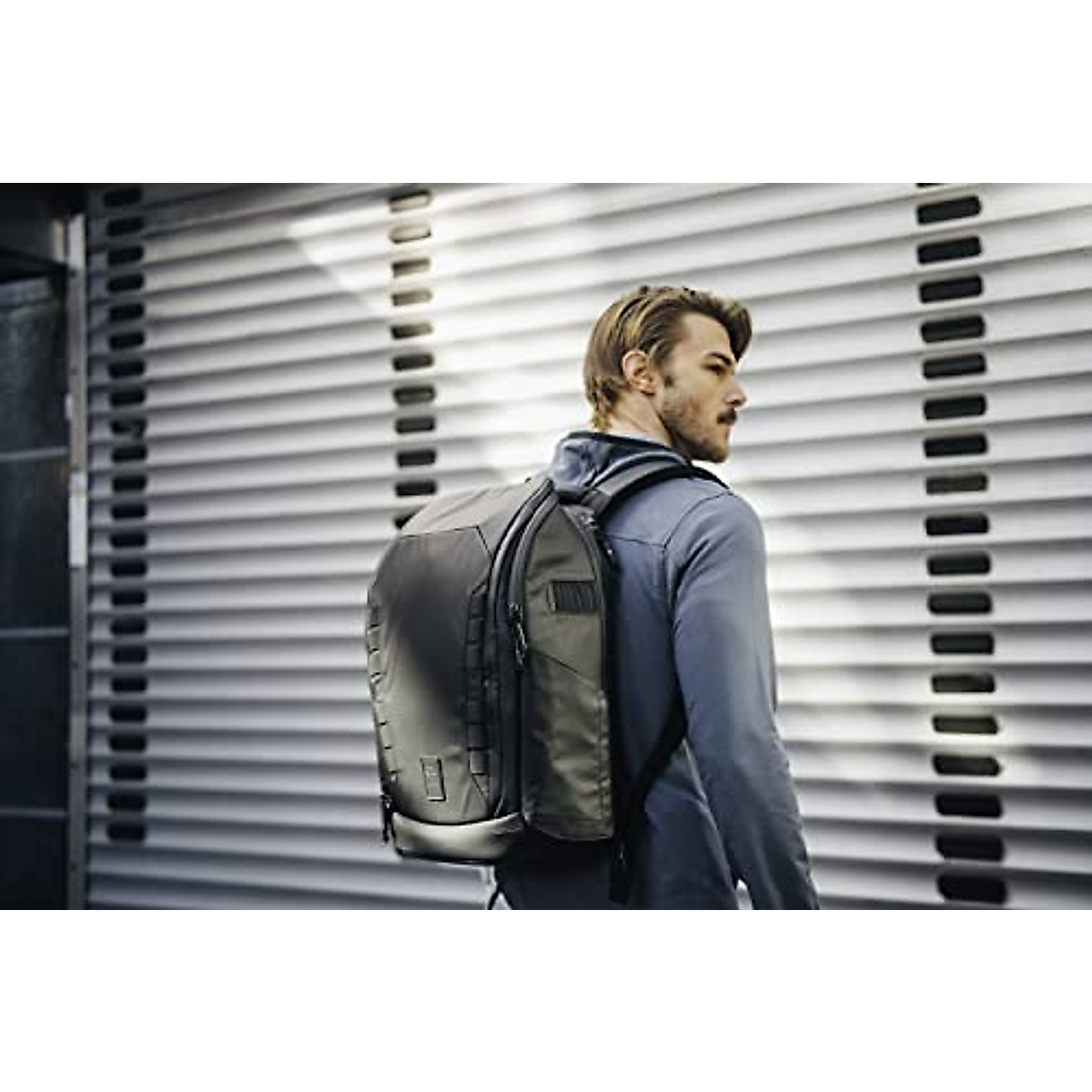 NOMATIC McKinnon Camera Backpack 25L - Backpack and Ladder System