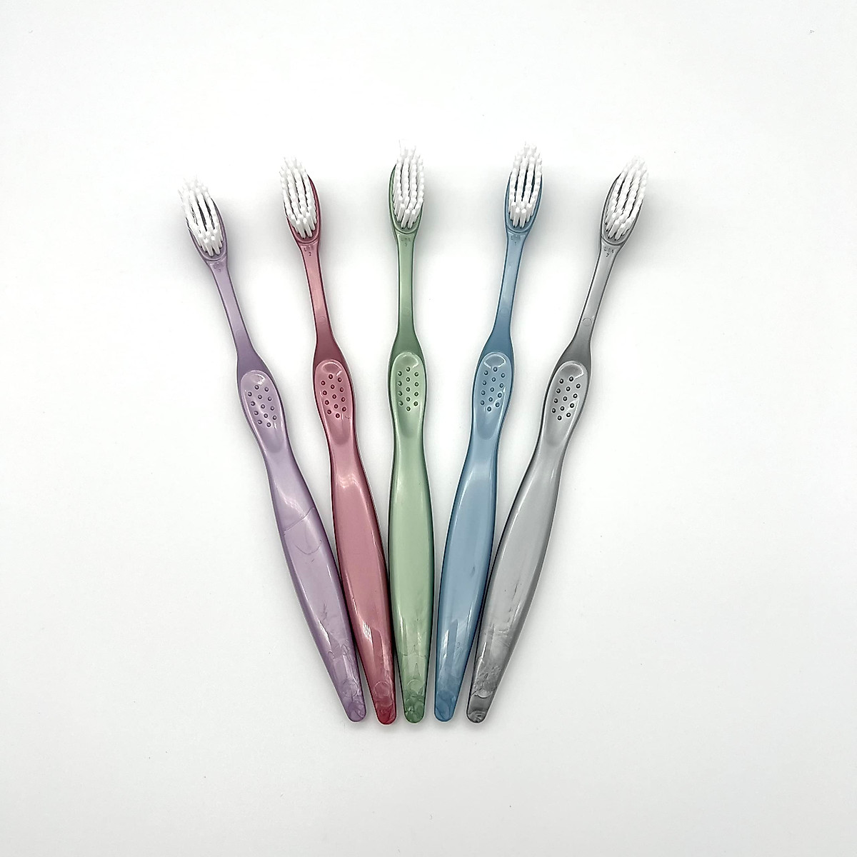 Tess Oral Health 3920C Concept Curve Soft Bristle, Pearlescent Toothbrush (1 Dozen) - Elevate Your Dental Care Experience
