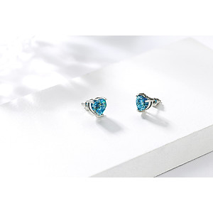 Onnzin Titanium Heart Earrings for Women Girls Hypoallergenic Pure Titanium Implant Grade Earrings for Sensitive Ears,Surgical Stainless Steel Stud Earrings Valentine’s Day Jewelry Gift