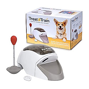PetSafe Treat & Train - Remote Treat Dispensing Dog Training System, Positive Reinforcement, Calm Behavior, Distraction Avoidance, Includes Training DVD, Target Wand & Remote, For Dogs 6 Months & Up