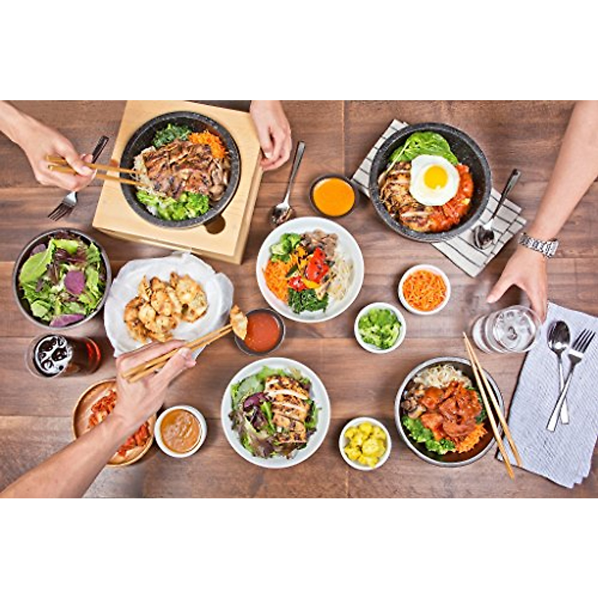 bibigo - Gochujang Sauce, Hot and Sweet Flavor, Perfectly Blended Flavors, Pantry and Party Must-Have, 11.5-oz