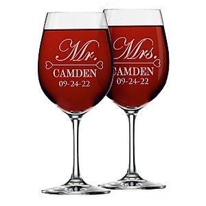 The Wedding Party Store, Mr and Mrs Wine Glasses - Personalized Engraved Wedding for Couples - Custom Monogrammed - Set of 2