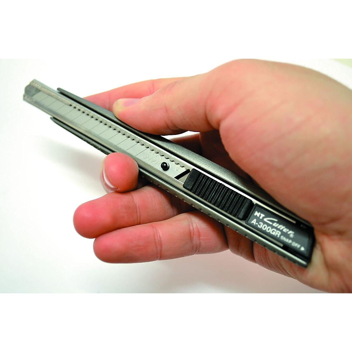 NT Cutter Snap Blade Utility Cutter, Die-casting Aluminum Grip, A-300GRP