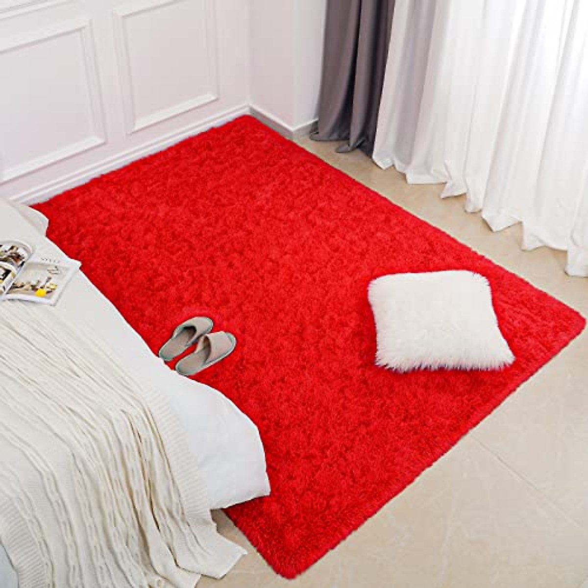AROGAN Fluffy Rugs for Bedroom Living Room, Shag Area Rugs for Nursery Kids Girls Room, Plush Fur Rug for Playroom Dorm 3x5 Feet, Red