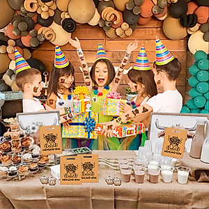 Lcnjscgo Highland Cow Party Favors Highland Cow Theme Slap Bracelets Key Chains Badges Temporary Tattoo Stickers Gift Bags for Kids Highland Cattle Farm Animal Birthday Party Supplies Baby Shower