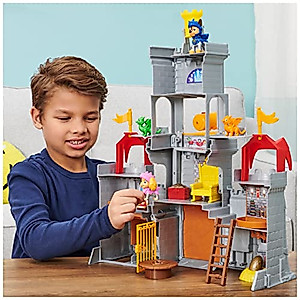 Paw Patrol, Rescue Knights Castle HQ Transforming 11-Piece Playset with Chase and Mini Dragon Draco Action Figures, Kids Toys for Ages 3 and up