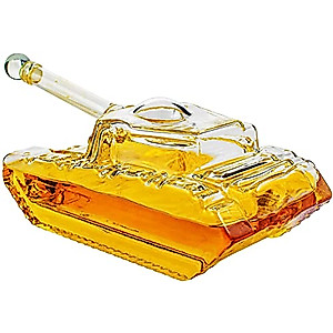 Tank Whiskey Decanter by The Wine Savant - Army Gifts for Men - Glass Tank Gift - Bourbon and Scotch Decanter - Military Veteran Gifts - 1000ml