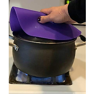Safe Grabs: Multi-Purpose Silicone Original Microwave Mat as Seen on Shark Tank | Splatter Guard, Trivet, Hot Pad, Pot Holder, Minimize Mess (BPA Free, Heat Resistant, Dishwasher Safe),Set of 2 Purple
