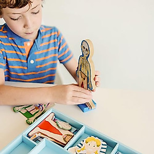 Melissa &amp; Doug Magnetic Human Body Anatomy Play Set With 24 Magnetic Pieces and Storage Tray