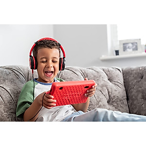 Pebble Gear Disney Pixar Cars Bundle - 7 Inch Children's Tablet with Bumper & Headphones, Parental Control, Blue Light Filter, 500+ Games, Apps, E-Books, 85 dB Volume Limiter