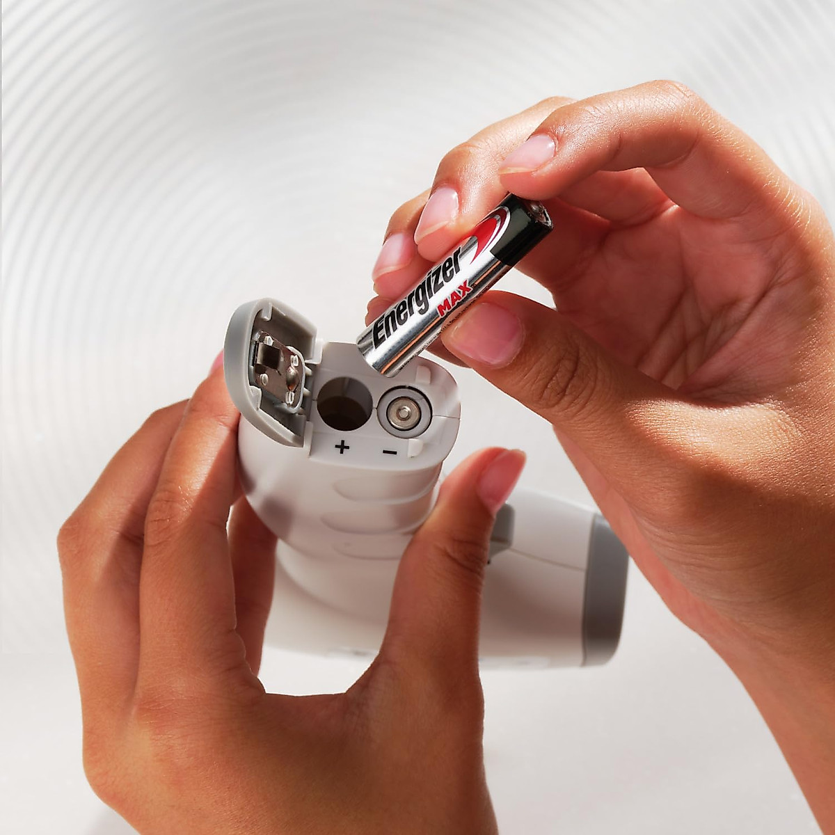 Energizer MAX AAA Batteries, Triple A Alkaline Batteries (Pack of 1, 10 Count Total)