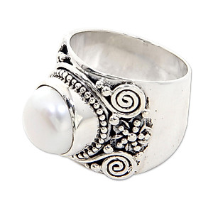 NOVICA Artisan Handmade Cultured Pearl Flower Ring Sterling Silver Cocktail White Indonesia Birthstone [crownbezel 0.5 in L x 0.5 in W x 0.3 in H Band Width 10 mm W] ' White Frangipani'