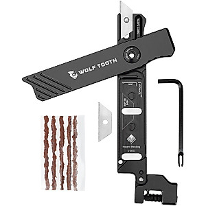 Wolf Tooth 8-Bit Chainbreaker + Utility Knife Multi-Tool