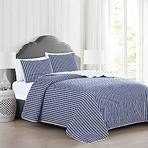 Market & Place 2 Piece Reversible Quilt Set with Sham | All-Season Soft & Lightweight Bedspread with Modern Striped Pattern | Nora Collection (Twin, White/Navy)