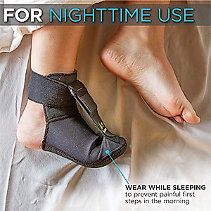 BraceAbility Plantar Fasciitis Night Sock | Soft Stretching Boot Splint for Sleeping, Achilles Tendonitis Foot Support Brace & Heel Pain Relief Compression Sleeve (Medium)