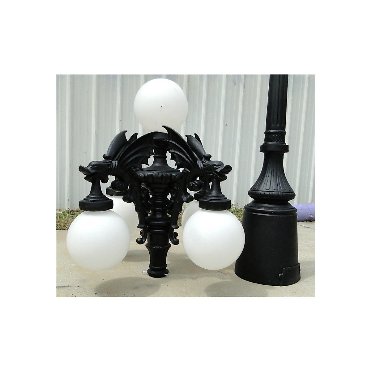 The Kings Bay Gargoyle Giant Pole Light with Five Shades Commercial or Home Garden Street