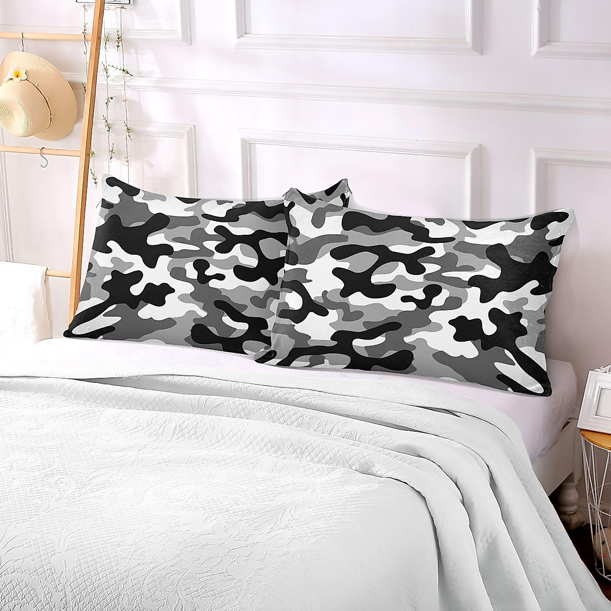 Black White Camouflage Zipper Pillowcase Soft Body Pillow Cover with Zipper King Size Pillow Case for Couches Living Room Bed 20x40in