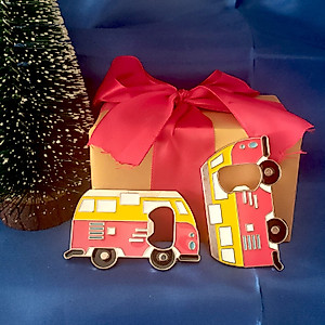 2-Pack Bottle Openers Magnet with Fridge Sticker Refrigerator Magnet Beer Bottle Openers, Christmas Bus Beer Bottle Openers for Christmas Decor Indoor Outdoor Picnic Home Kitchen Tools (Bus)