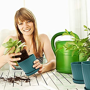 Faxinny Set of 6 Plastic Planters with Saucers ,7.5/7/6.5/6/5.5/4.5 Inch Plant Pots with Drainage Hole and Tray for All Indoor Plants, Flowers, Snake Plant and Succulents ,Green