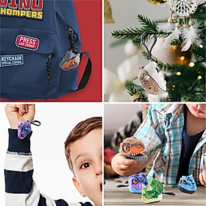 DINOBROS Dinosaur Pull Back Car Toys Finger Biting Dino Chomper 6 Pack Jurassic Dinosaurs Snap On Backpack Keychain Grabber Gadgets for Kids 3 4 5 6 7 Year Old