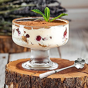 Worldity Glass Dessert Bowls Set of 4, 6.42oz Ice Cream Bowls with Spoons, Crystal Dessert Cups, Lead-free Ice Cream Bowls for Appetizers Ice Cream Cocktail Pudding Fruit Sauce