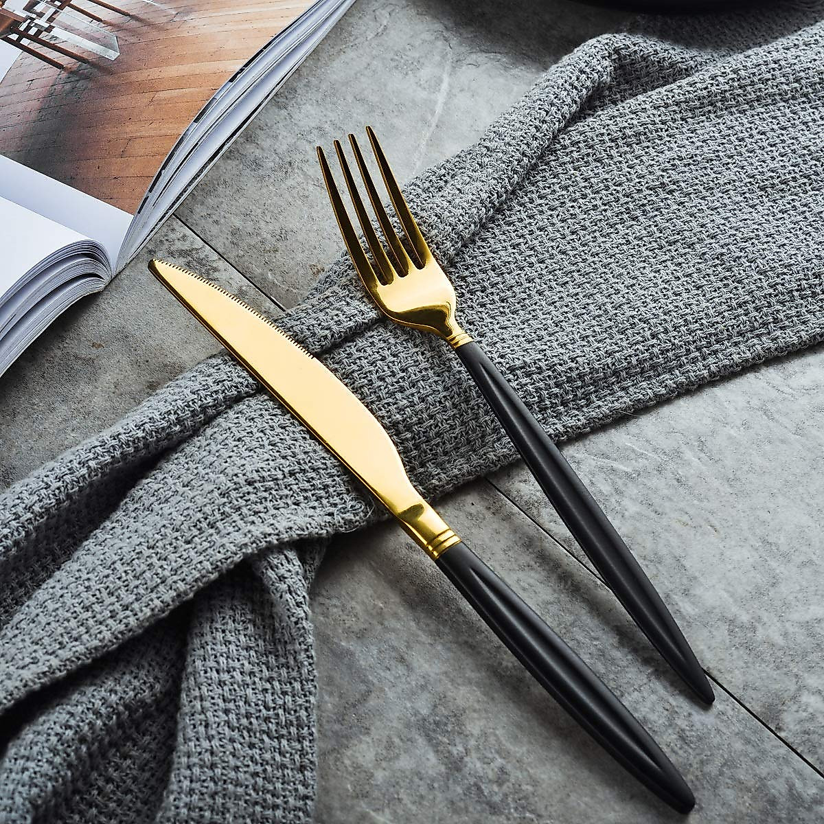 20 Piece Black Gold Flatware Set, Stainless Steel Silverware Set, Titanium Gold Spoon and Spray Paint Handle Cutlery Set, Service Set for 4 (Matt Black with Shiny Gold)