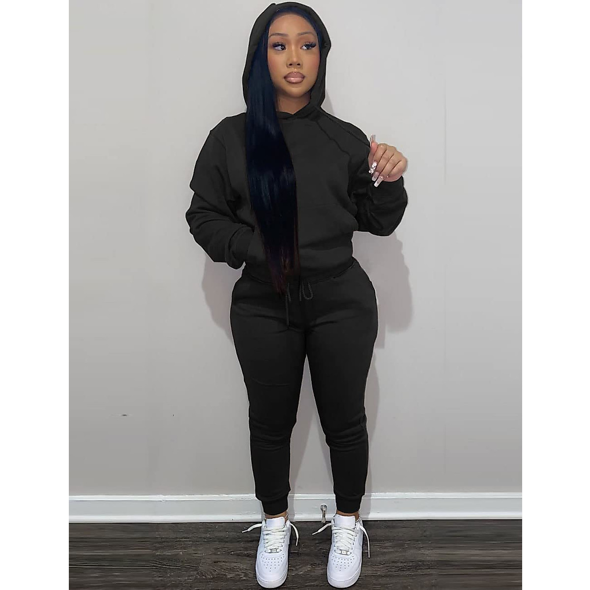 Alunzoem Jogger Sets for Women 2 Piece Long Sleeve Hooded Sweatshirt and Skinny Pants Sweatsuit Black M